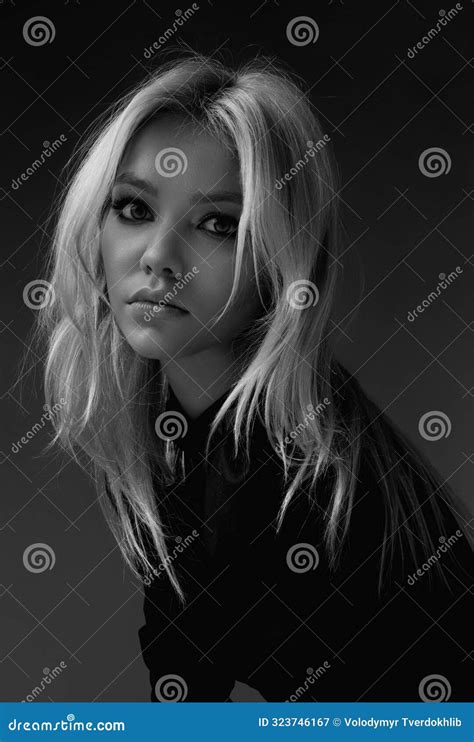 Sensual Elegant Young Fashionable Woman Beautiful Girl Fashion Model