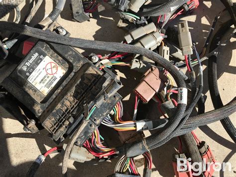 2014 White 9824 Planter Wiring Harness And Trimble Flow Control Module