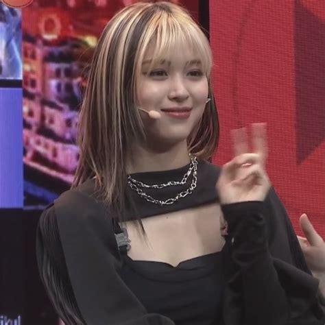 Ryujin Icons Hair Inspo Color Haircuts Straight Hair Hair Color