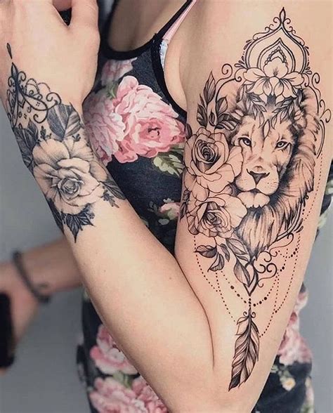 Pin By 🦋 𝓙𝓮𝓼𝓼𝓲𝓬𝓪 🦋 On ☠ тαттσσѕ And ριєя¢ιиgѕ ☠ Geometric Tattoo Geometric Tattoo Thigh Body