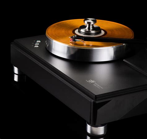 Hw 40 Black Edition — Continuation Of Vpi Direct Drive Engineering And