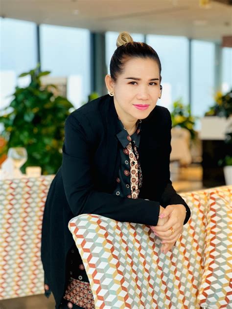 មិនចេះតែសរសើរទេ សម្ដីរៀមច្បង ម៉េង កែវពេជ្ជតា សរសើរ វណ្ណដា ពេញៗមាត់ពីអត្តចរិតល្អ Khmerload