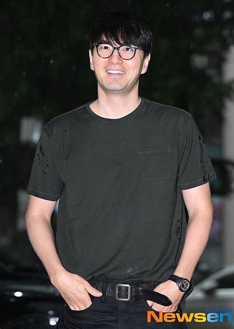 이진욱 훈훈한 미소 포토엔hd