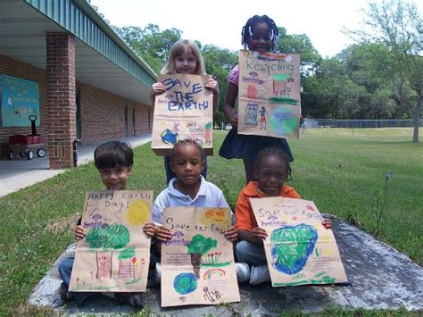 Reddick Collier Elementary In Reddick Fl
