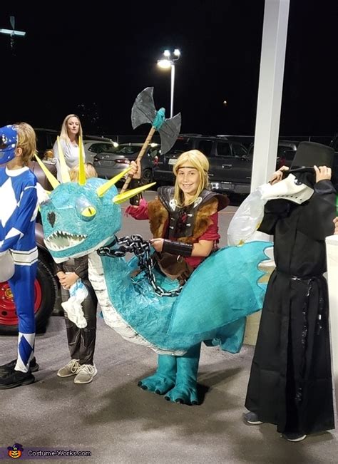 How To Train Your Dragon Astrid And Stormfly Costume Best Diy Costumes