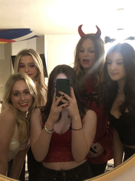 Pin By Victoria On Camera Roll Babes Camera Roll Mirror Selfie