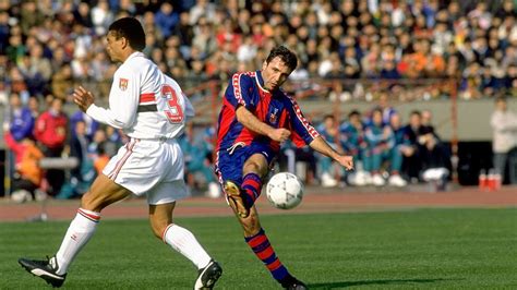 Стоичков влезе в топ 100 на най великите футболисти в историята Nova