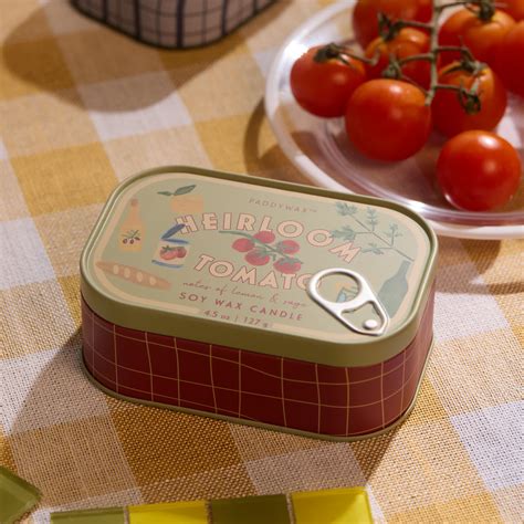 Paddywax Bistro Tomato Tin Candle Maison White