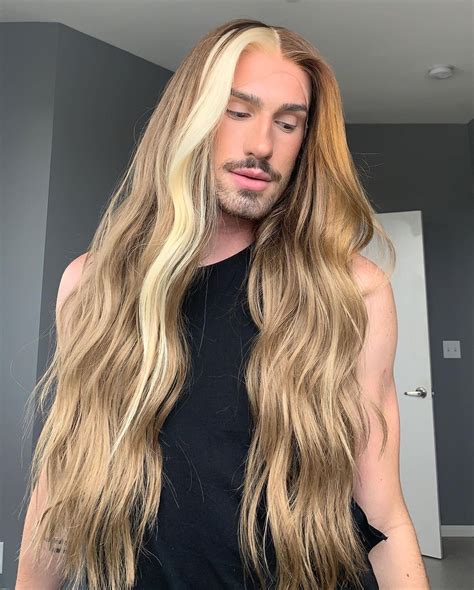 Pin By Laura Santos Marketing Digit On Hair Long Hair Styles Men
