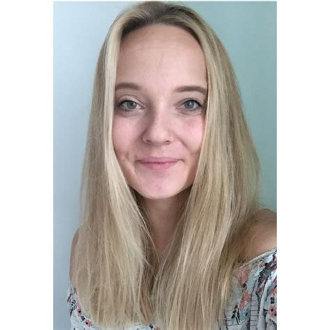 Mareike Martin Gesundheits And Kinderkrankenpflegerin Intensivstation