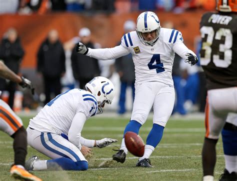 Football Kicker Pictures At Stephen Jamerson Blog