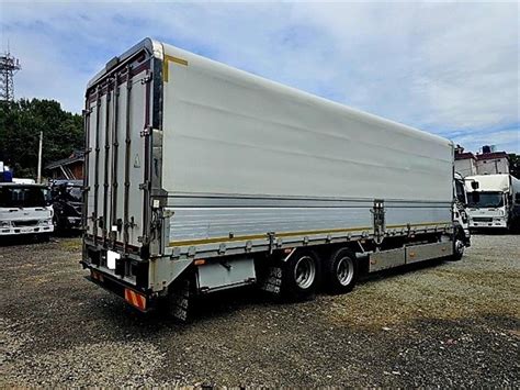 볼보 5톤 쓰리축 윙바디8 M70 전문가들