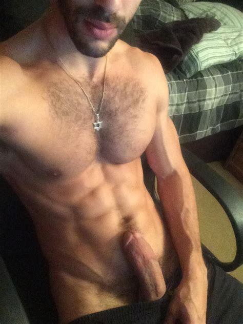 Sexy Men With Large Penis
