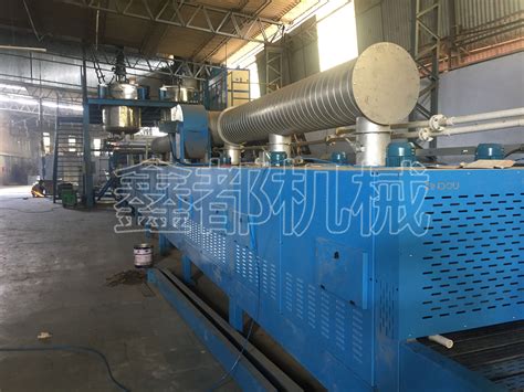沥青方块地毯背胶机 无锡市鑫都印染机械有限公司