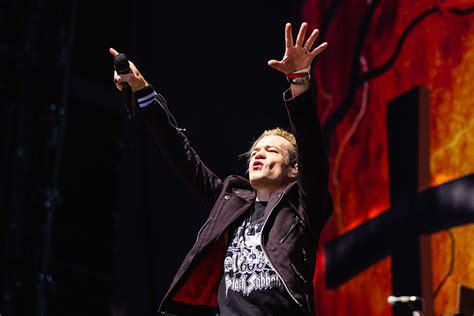 Sum 41 Winds Down Pre Farewell Tour Setlist Fm