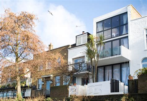 Ten Highlights From A Guide To Modernism In Metro Land