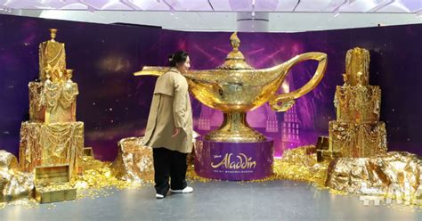 지니의 매직램프 자스민의 침실알라딘 팝업스토어