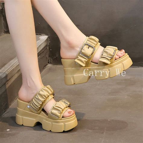 Carry We รองเท้าแตะส้นสูง พื้นรองเท้าหนา หาดทราย รองเท้าแตะโรมัน หัว