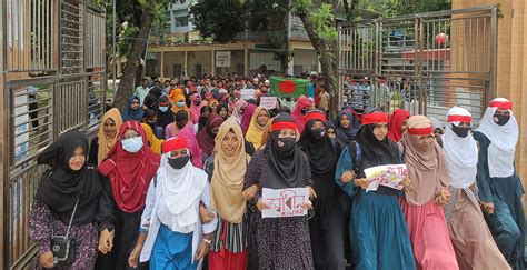 নীলফামারীতে দেড় কোটি টাকা নিয়ে উধাও ম্যানেজার মাথায় হাত গ্রাহকদের By