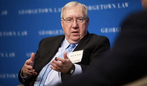 លោកបៃឌិន ដកតំណែងមន្ត្រីជំនាន់លោកត្រាំដែលមិនព្រមលាលែងចេញពីតំណែង សារព័ត៌មាន នគរវត្ត