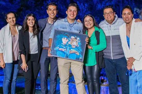 Toda Una Carrera Dándole Vida A La Mascota Del Tec En Saltillo