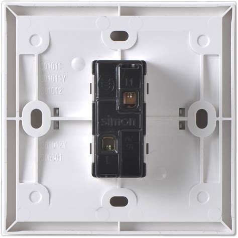 One Gang One Way Switch Simon ISTCO