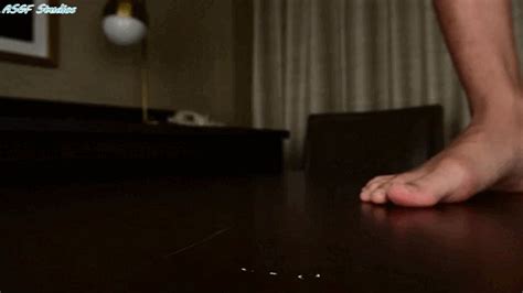 Crush Goddess Slow Motion Close Up Crush Mp Amateur Soles Giantess And Footjobs Clips Sale