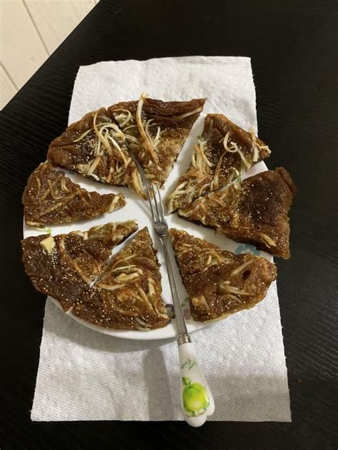 Tint Swe ကောက်ညှင်း ဘိန်းမုံ့ အိမ်မှာလုပ်သည်။ ဒေါက်တာတင့်ဆွေ