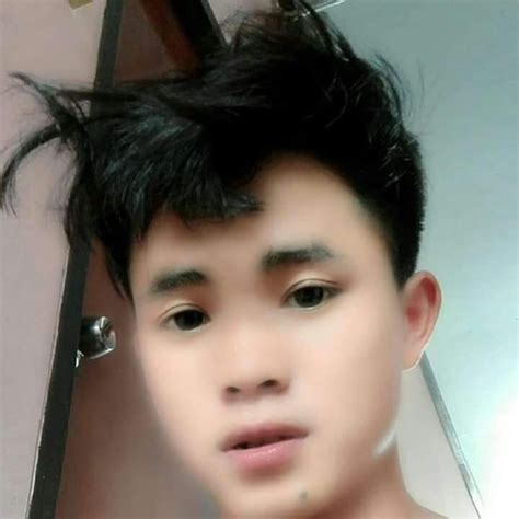 Khit Thit Media မန္တလေးတွင် အသံတိတ် သပိတ် မစတင်မီကပင် လမ်းပေါ်တွင် လူ