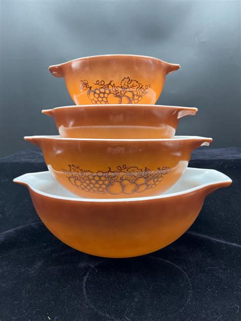 Vintage Pyrex Old Orchard Mixing Bowl Set 4 Piece [ 401 750ml