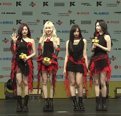 Pin De Em Aespa Roupas Fashion Roupas Fotos