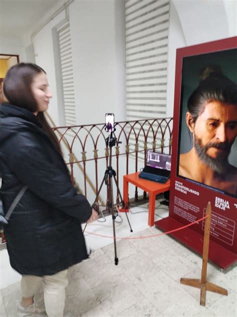 Гимназијалци у Музеју Гимназија „Душан Васиљев” Кикинда