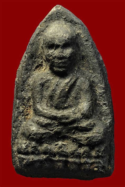 หลวงพ่อทวดเนื้อว่าน วัดช้างให้ หลวงปู่ทวดเนื้อว่านปี 2497 พิมพ์ใหญ่บัวขีดเนื้อกรรมการ สภาพ