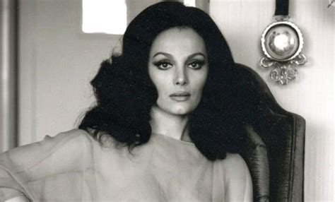 Sasha Montenegro Kiosco De La Historia