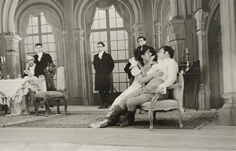 Γνωρίστε την ΕΛΣ ΕΘΝΙΚΗ ΛΥΡΙΚΗ ΣΚΗΝΗ