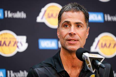 Rob Pelinka Coloca A Fasquia Máxima Nos Lakers Nba Portugal