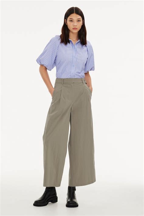 Gcut지컷 벨티드 원 턱 와이드 팬츠 Sivillage 에스아이빌리지 Gcut지컷 벨티드 원 턱 와이드 팬츠 Sivillage 에스아이빌리지