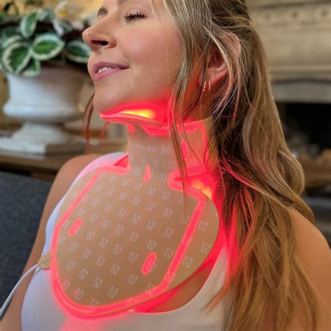 Red Led Light Therapy Neck And Chest Mask Maysama Chin2chest