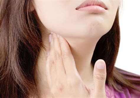 Memahami Penyebab Benjolan Di Leher Apakah Tanda Tanda Gondok Amandel Atau Petunjuk Kanker