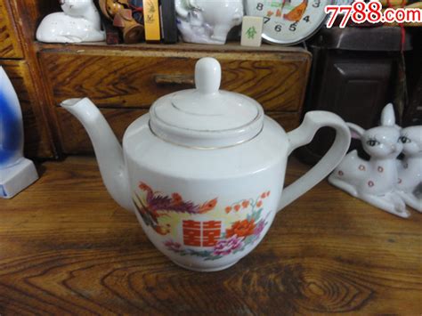 上世纪60 70年代景德镇款龙凤图案水壶茶壶瓷壶民俗老物品。茶壶藏而不漏【7788收藏收藏热线】