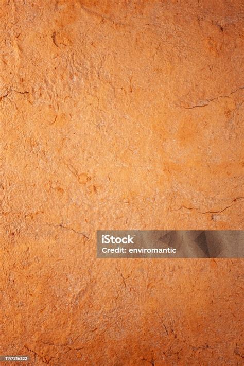 추상 테라코타 소박한 오렌지 균열 및 문자의 제비와 질감 배경 0명에 대한 스톡 사진 및 기타 이미지 0명 가마 건축물 특징 낡은 사진 효과 사진 효과 Istock