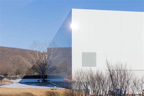 Saflex® Dg Structural Pvb Interlayer Nach Eastman Archello