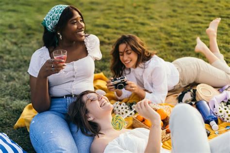 What Is An Introverted Extrovert 12 Signs And Tips To Thrive