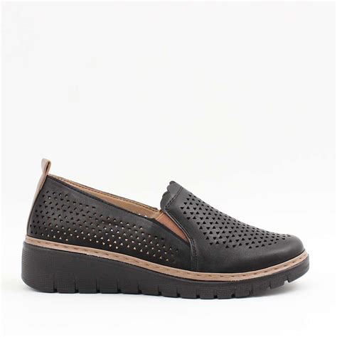 ДАМСКИ ОБУВКИ ПРОЛЕТНИ ЧЕРНА ПЛАТФОРМА