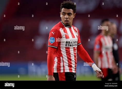 21 02 2021 Voetbal PSV V Vitesse Eindhoven EINDHOVEN NEDERLAND FEBRUARY 21 Donyell Malen
