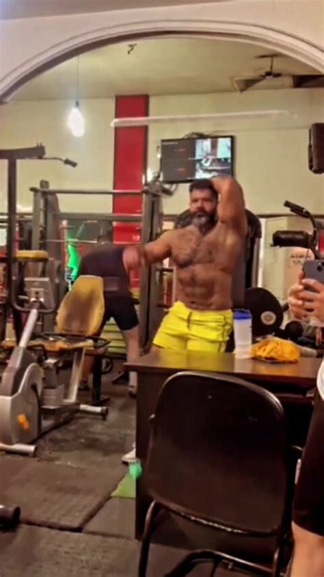 Handsome Bearded Muscledaddy Thisvid Com