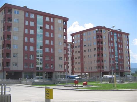 ГРАБЕЖ ВО НОВО ЛИСИЧЕ Разбојници со сатар ограбиле обложувачницаmknews