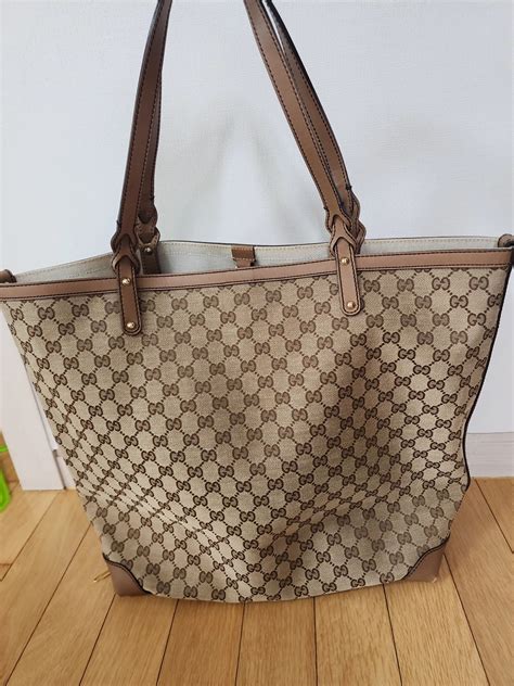 구찌 쇼퍼백 당근마켓 중고거래