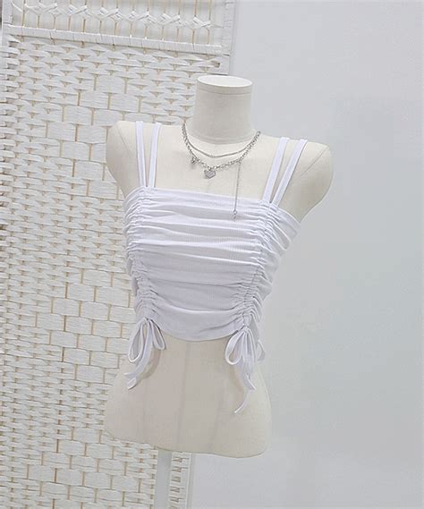 11할인끈조절o유니크힙섹시글램하이틴발레코어룩 코페 슬림핏 골지 스퀘어넥 이너 레이어드 뷔스티에 끈 스트링 스모크 프릴 셔링 탑 크롭 나시티 에이블리