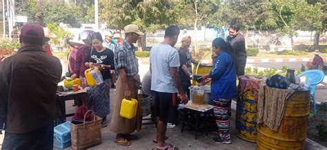 ကသာမြို့တွင် ဒေသခံပြည်သူများအား စားအုန်းဆီများ ဈေးနှုန်းသက်သာစွာဖြင့